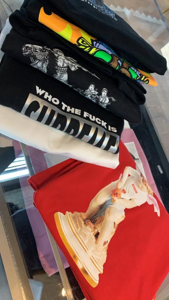 Supreme 公式通販サイトで4月6日 Week6に発売予定の新作アイテム【Spring Teeなど】